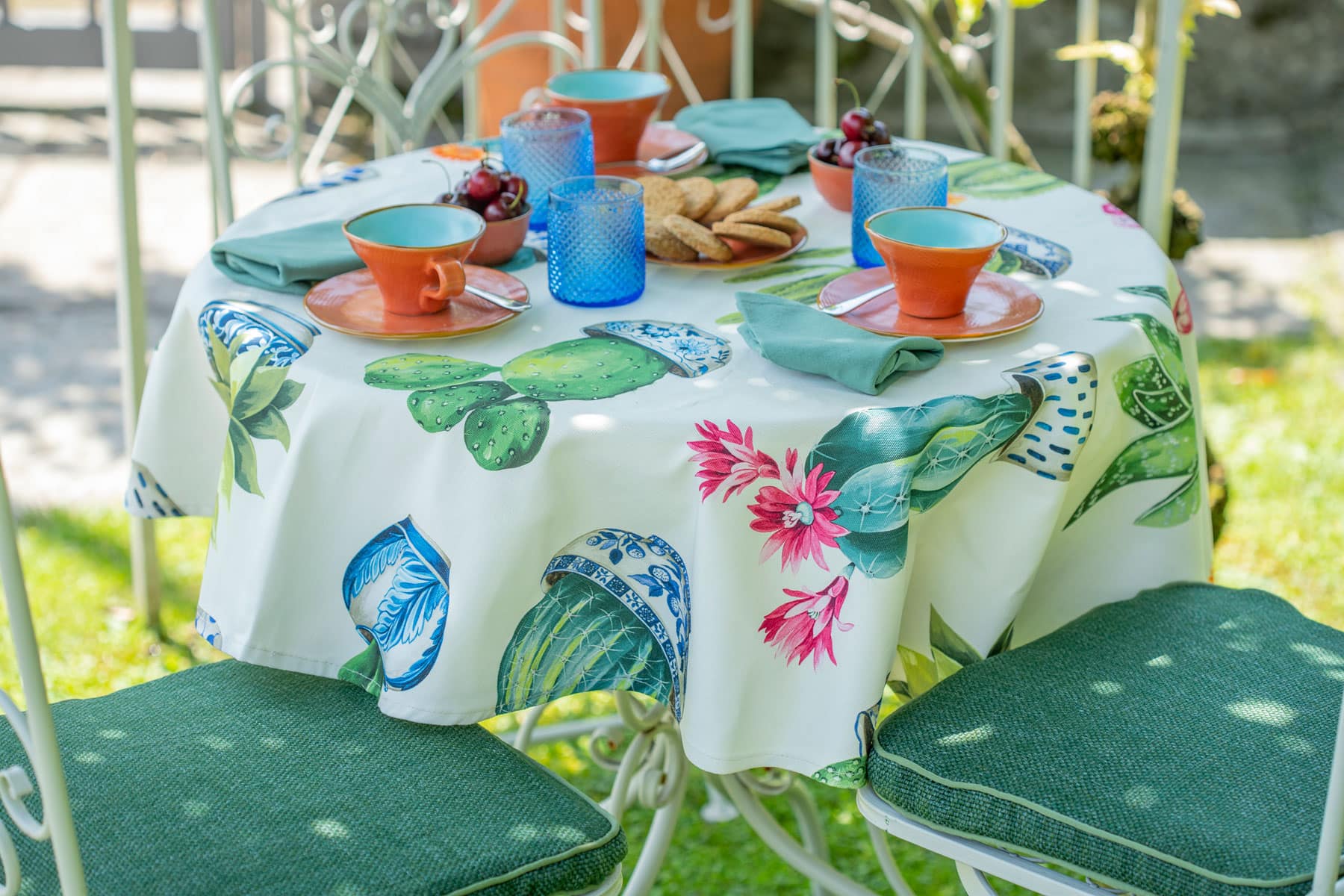 Outdoor fabrics | Inspirational and high-performing outdoor collection