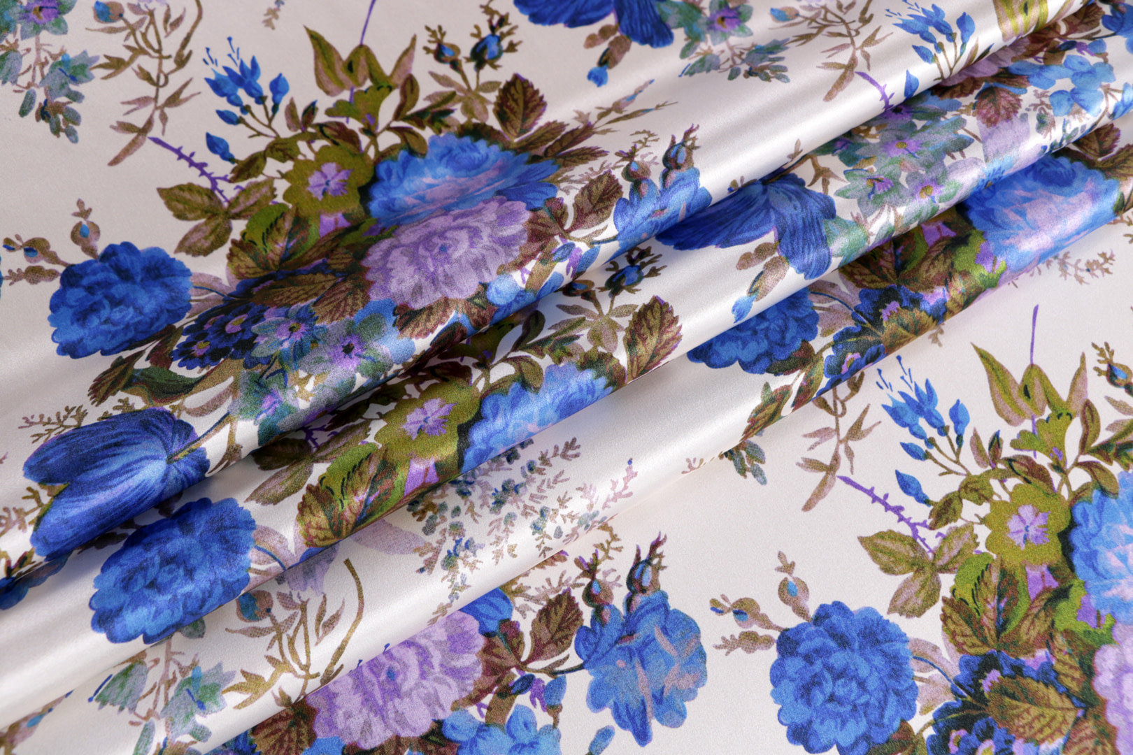 Tessuti in seta per abbigliamento di alta qualità | new tess