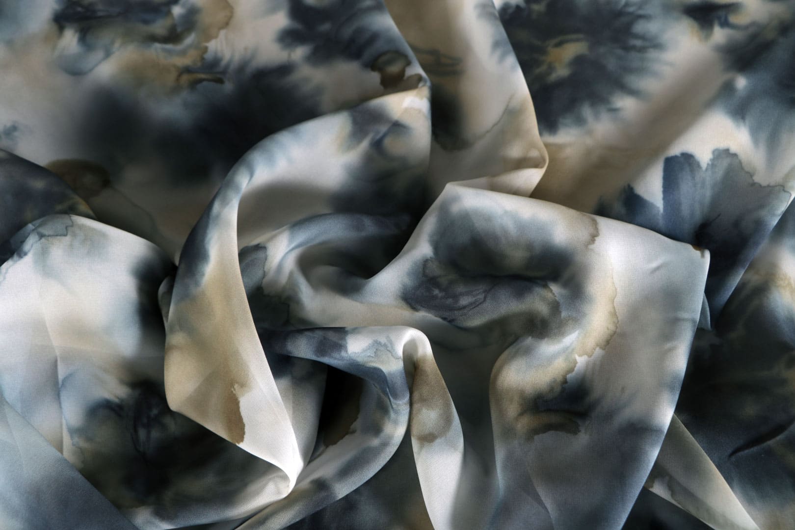 Silk georgette fabric for dressmaking made in Italy | new tess