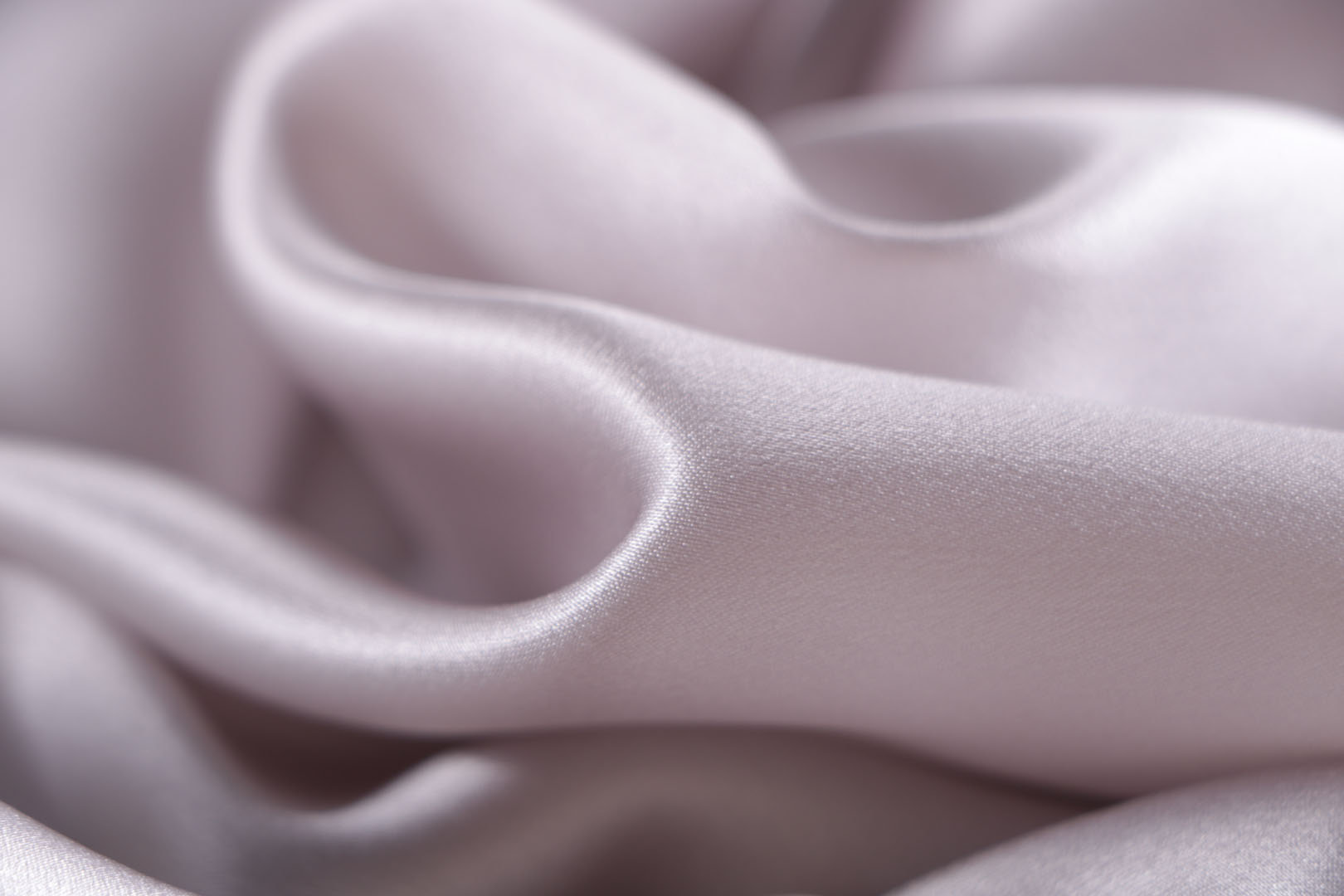 Dew Silver Silk Crêpe Satin Apparel Fabric