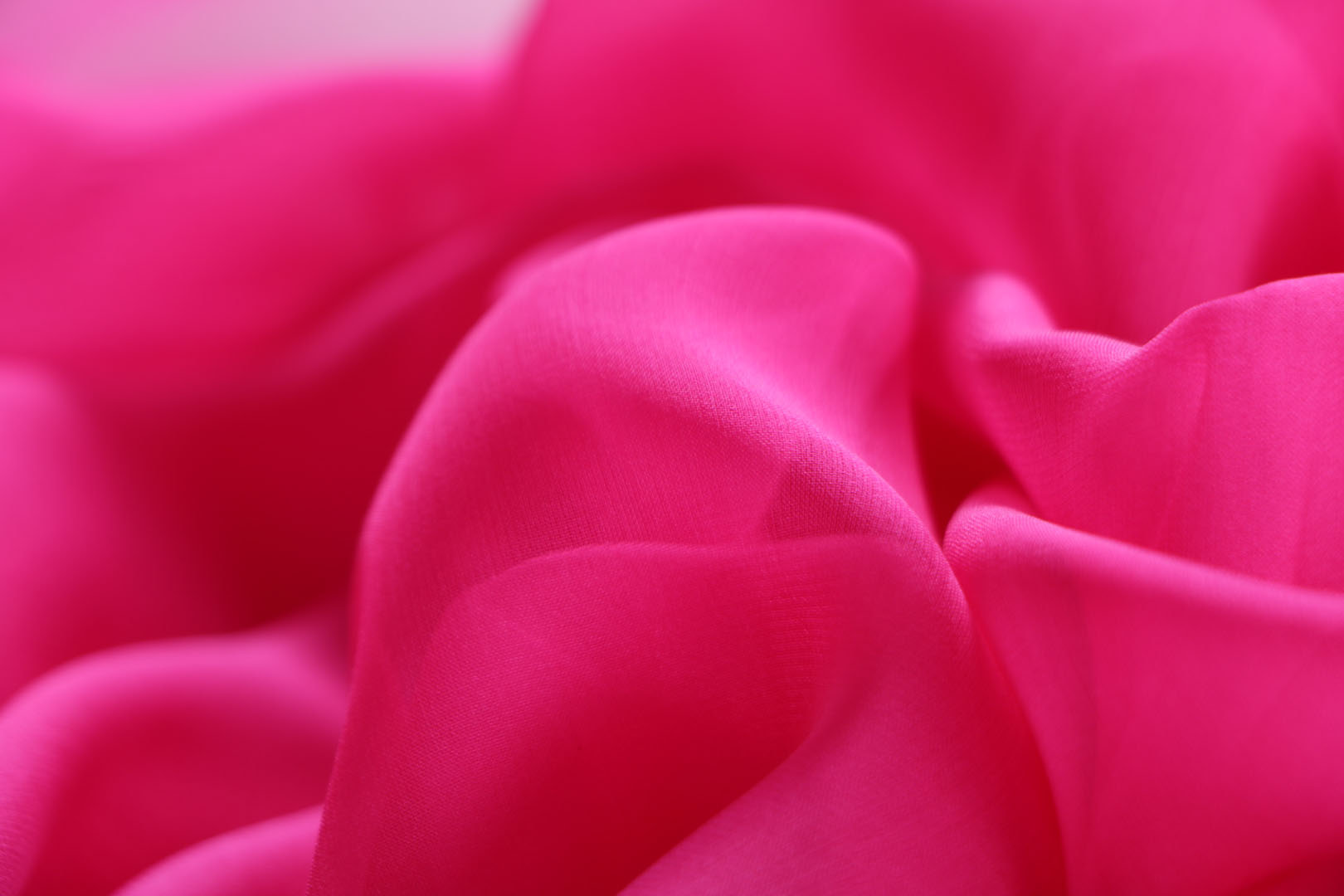 Fuchsia silk chiffon ady fabric for dressmaking