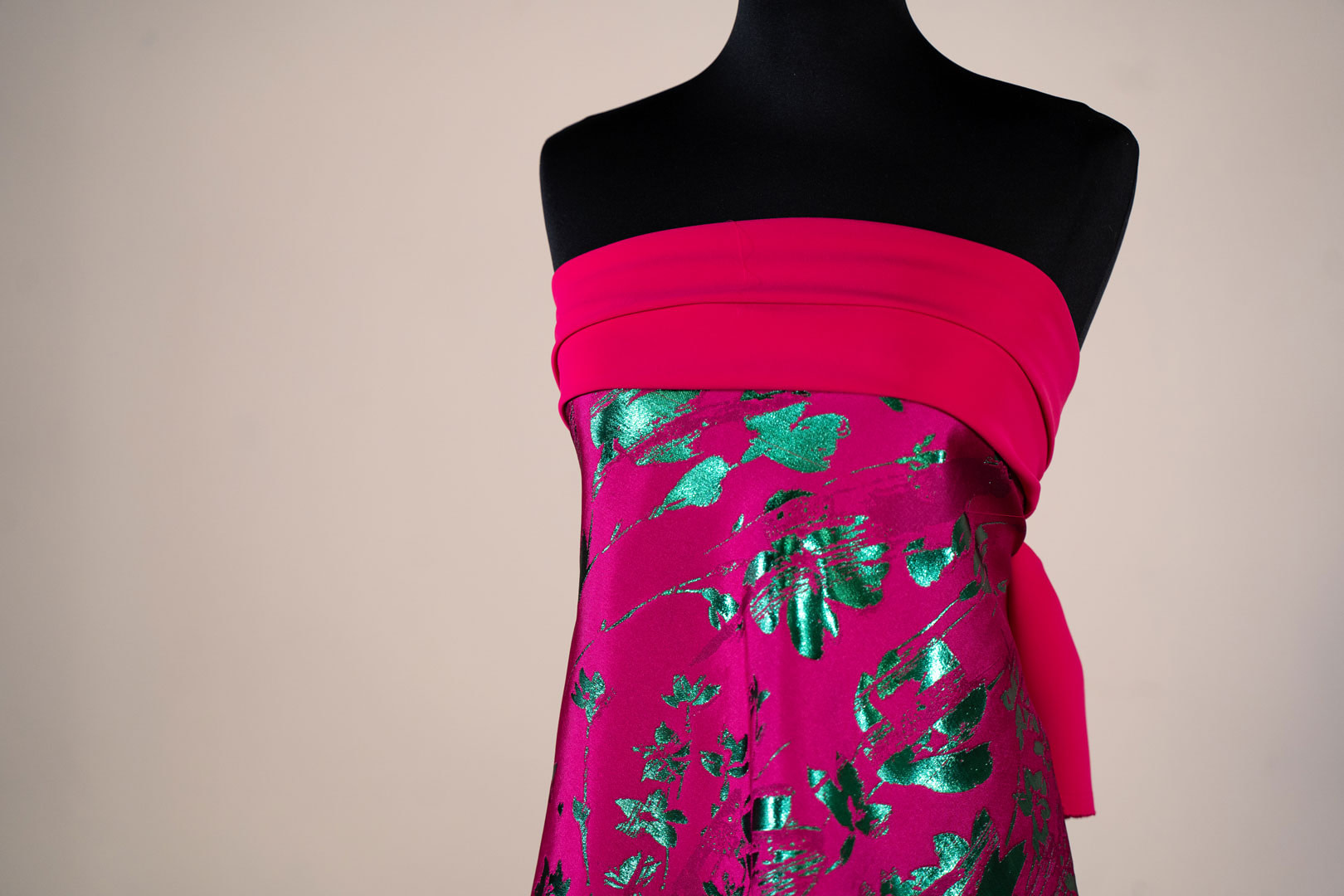 Tissu Couture Fleurs Jacquard TC001094