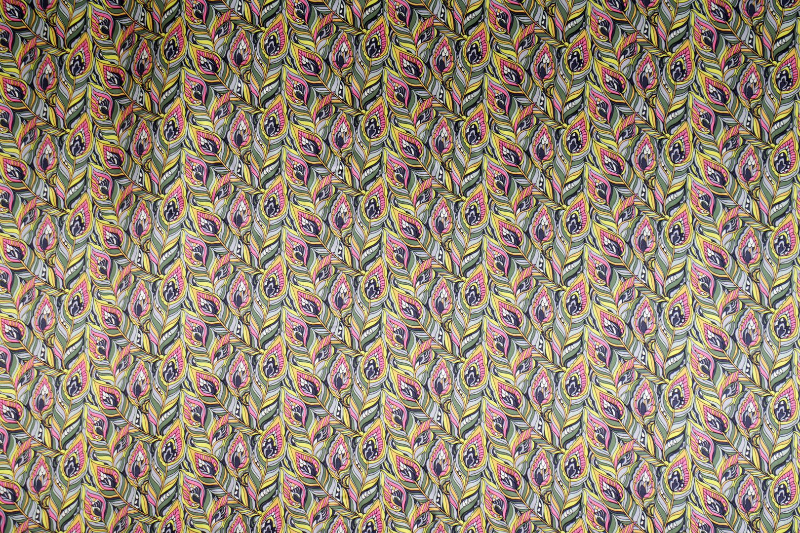 Geometric Print Apparel Fabric ST000792