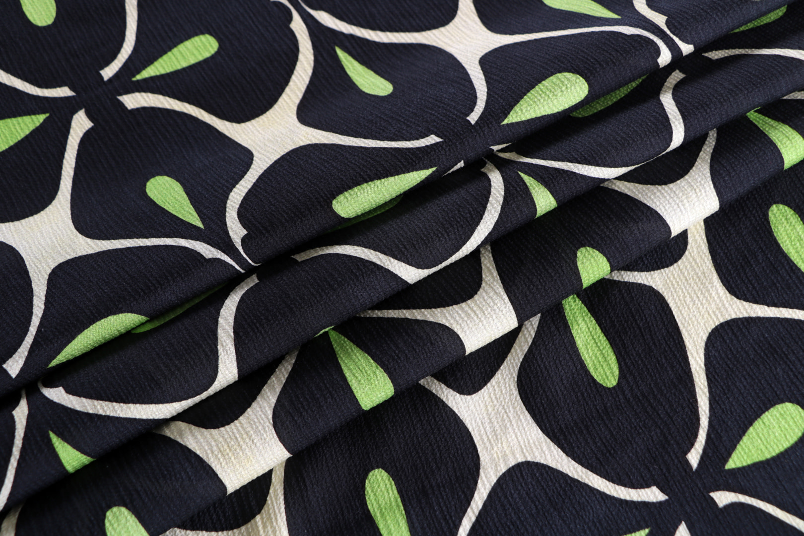 Geometric Print Apparel Fabric ST000930