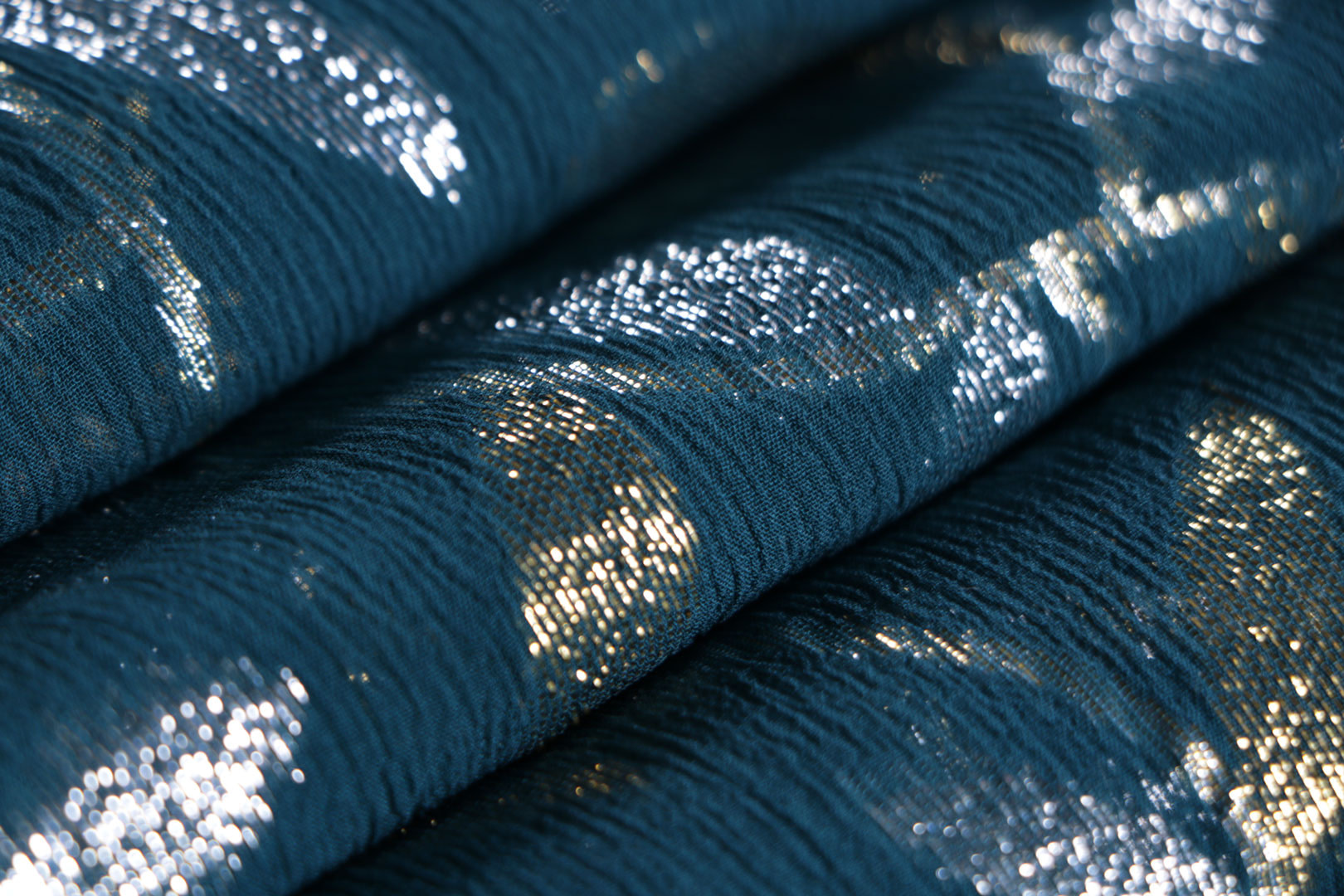 Jacquard Apparel Fabric UN001387