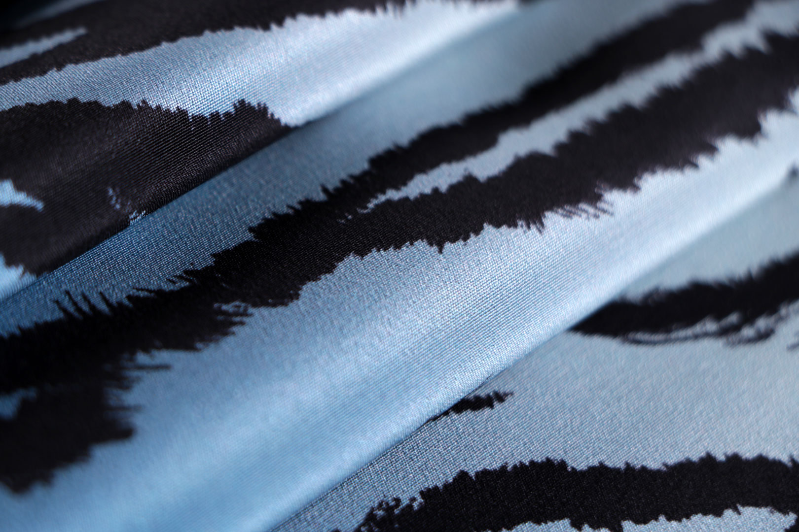 Animalier Print Apparel Fabric ST000632