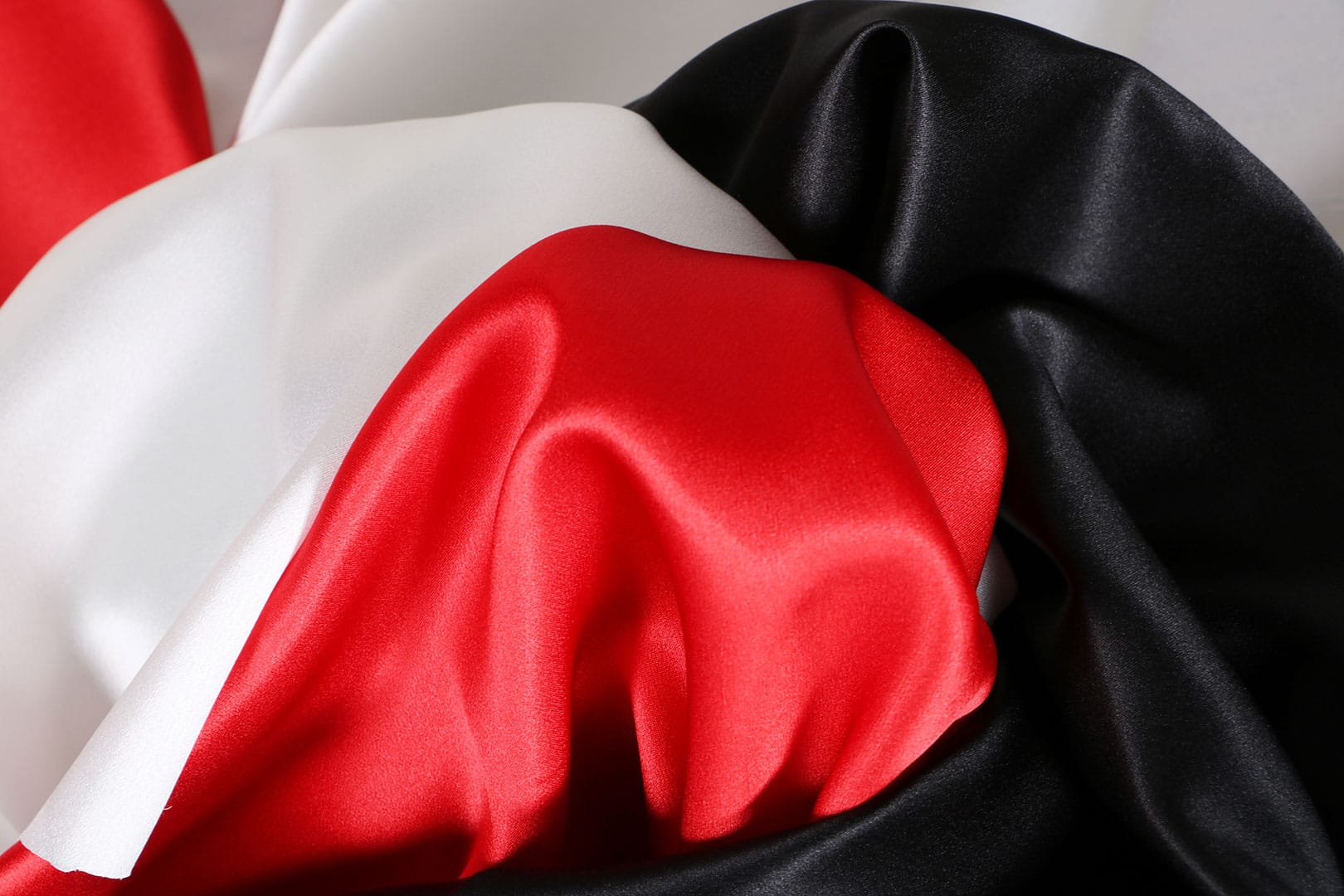 Organic fabric in pure silk for dressmaking | new tess